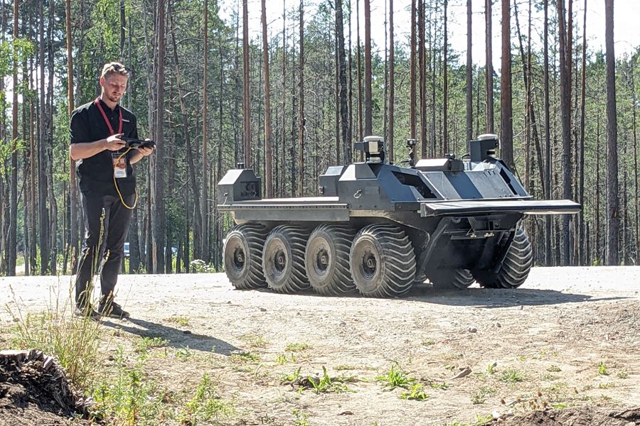 Battlefield Lifesaver: Rheinmetall's Autonomous Vehicles Revolutionize ...